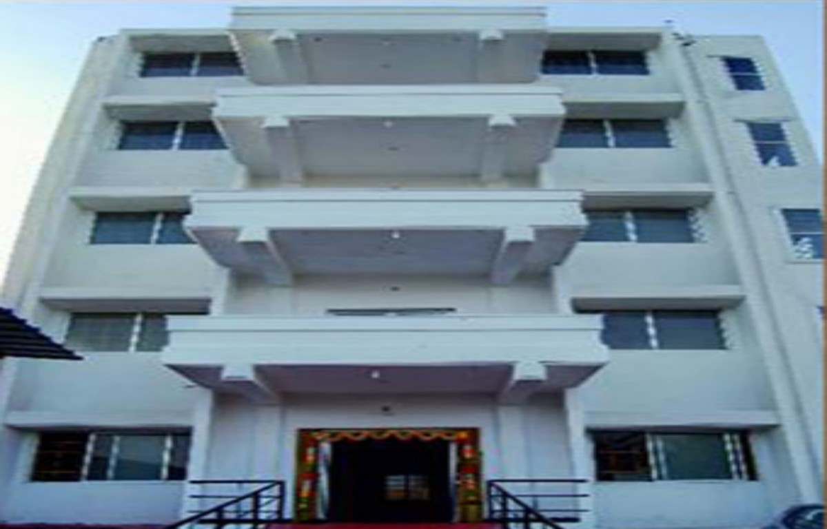 Santhosh College of Physiotherapy - Madurai