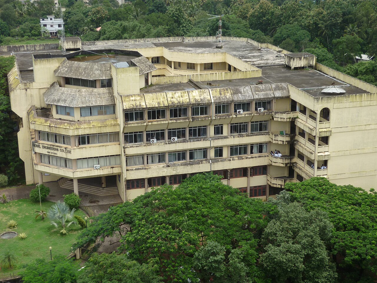 Model Engineering College - Ernakulam